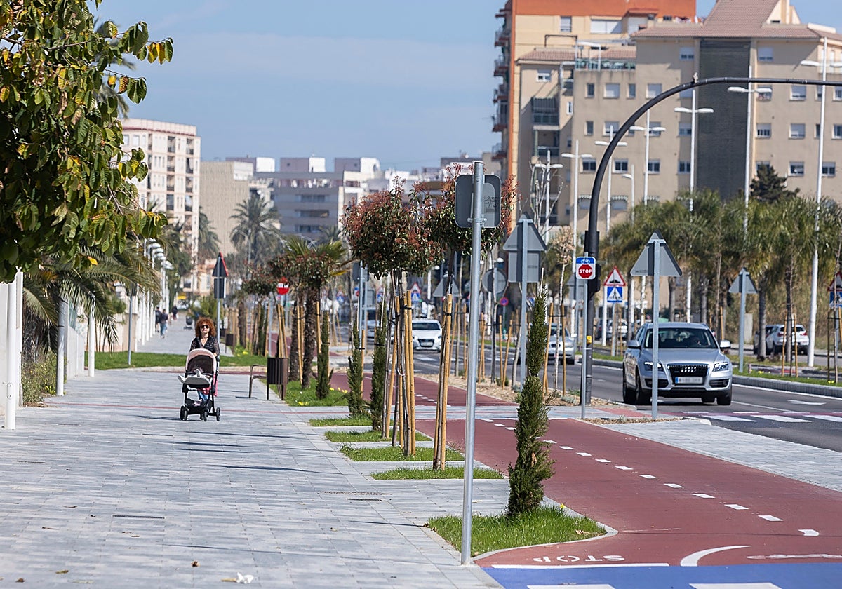 Gandia culmina la modernización del acceso al Grau con un millón de euros | Las Provincias